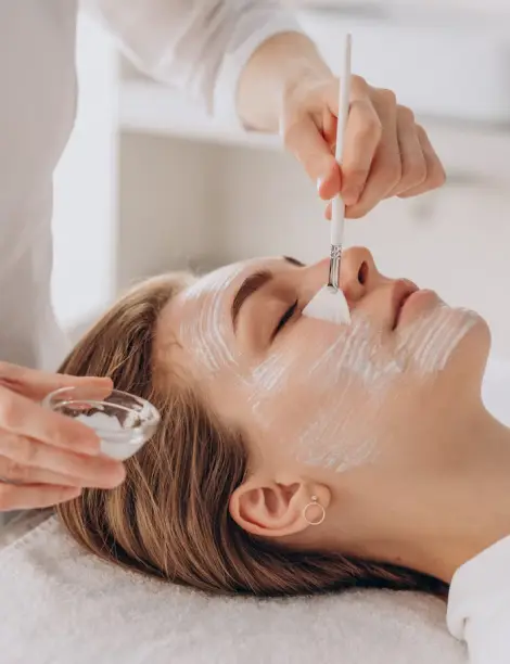 Med Spa Facial - Le Unique